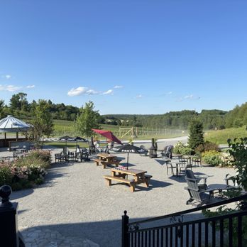 RIVER HOUSE VINYARD AND WINERY - Updated December 2025 - 11 Photos ...