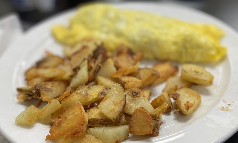 CRYING ONION CAFE - Updated October 2025 - 183 Photos & 274 Reviews ...