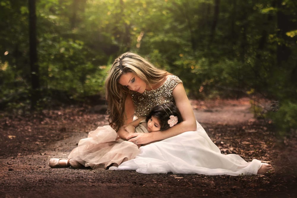 SHARANDA THOMPSON PHOTOGRAPHY - Updated May 2025 - 8142 Blooming Grove ...