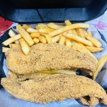 HUNCHO’S FRIED CHICKEN & BURGERS - Updated October 2024 - 58 Photos ...