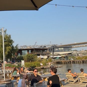 GASWORKS BREWING - Updated December 2025 - 154 Photos & 80 Reviews ...