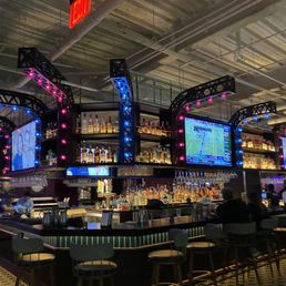 PUTTSHACK - HOUSTON - Updated November 2025 - 436 Photos & 233 Reviews ...