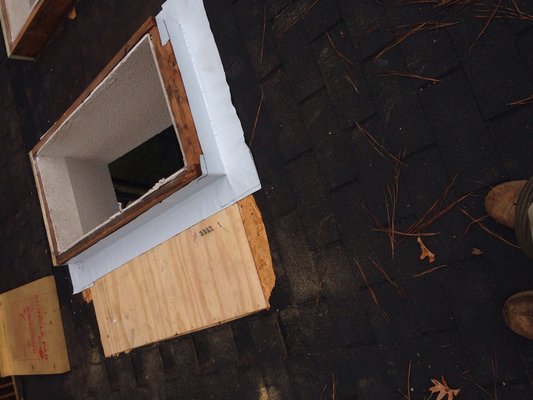 PRODUCTION CONSTRUCTION - Updated October 2025 - 37 Photos - 7413 Six ...