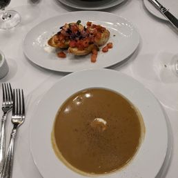 ROGUES RESTAURANT - Updated January 2026 - 23 Photos & 45 Reviews ...