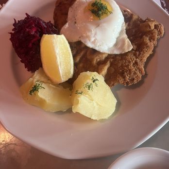 STASH CAFÉ - Updated June 2025 - 519 Photos & 419 Reviews - 200 Rue ...