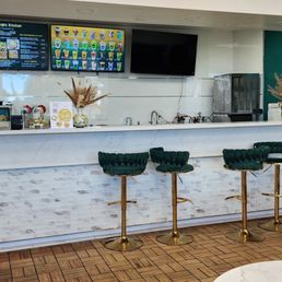 D-D DELIGHT RESTAURANT - Updated December 2025 - 3300 Photos & 1232 ...