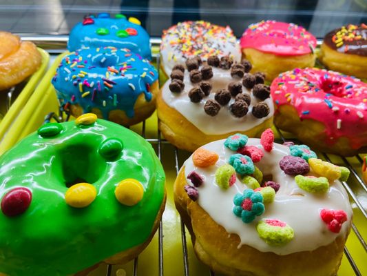 FRANZ DONUTS - Updated December 2024 - 90 Photos & 13 Reviews - 22450 ...