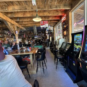 THE JUNKYARD BAR - Updated December 2025 - 3784 Shrider Rd, Shell Lake ...