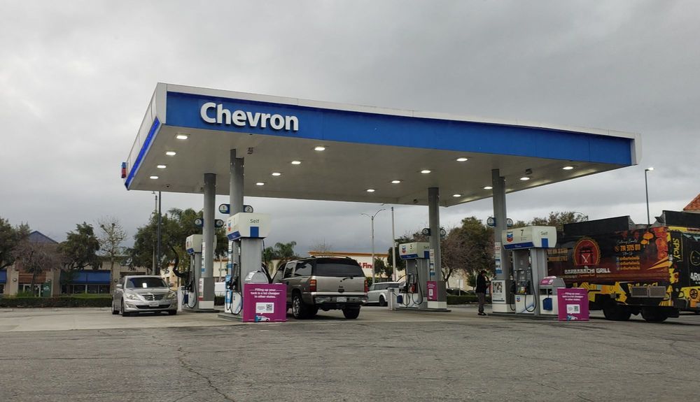 CHEVRON - Updated August 2025 - 26 Photos & 16 Reviews - 3160 Baldwin ...