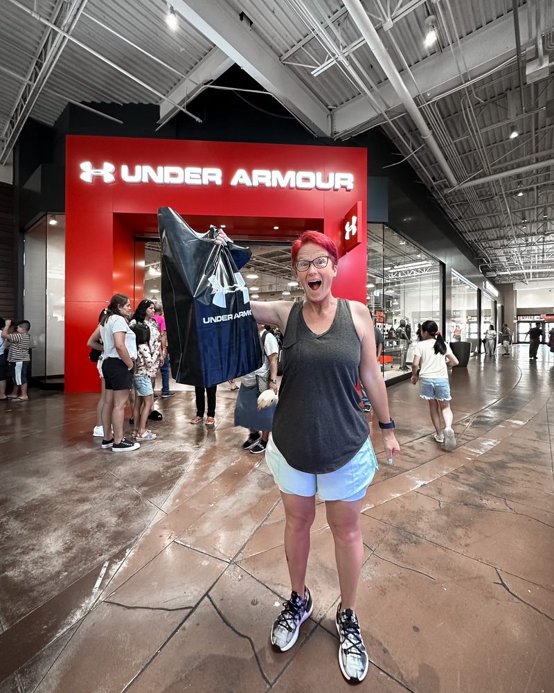UNDER ARMOUR FACTORY HOUSE - Updated October 2024 - 18 Photos & 42 ...