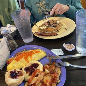 FOOTHILL GRILL - Updated December 2025 - 146 Photos & 205 Reviews - 995 ...