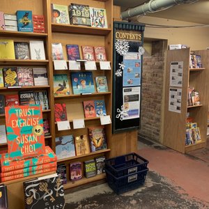 OPEN BOOKS PILSEN - 36 Photos & 19 Reviews - 905 W 19th St, Chicago ...