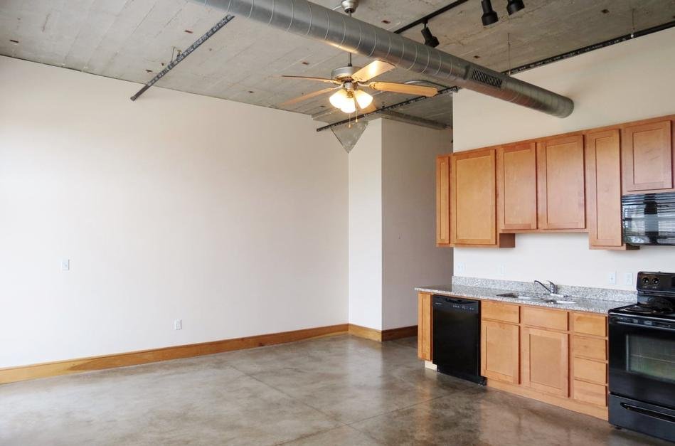 SPRING STREET LOFTS - Updated December 2025 - 24 S Spring Ave, St ...