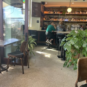 THE ROYAL - Updated February 2025 - 660 Photos & 403 Reviews - 501 ...