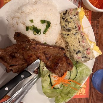 PHO XE LUA VIET THAI RESTAURANT - 607 Photos & 751 Reviews - 907 Race ...