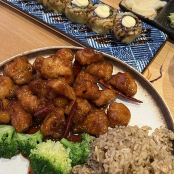 AKI SUSHI AND RAMEN - Updated February 2025 - 148 Photos & 35 Reviews ...