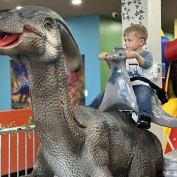 JURASSIC FUN LAND - Updated October 2025 - 500 Plaza Dr, Newark ...