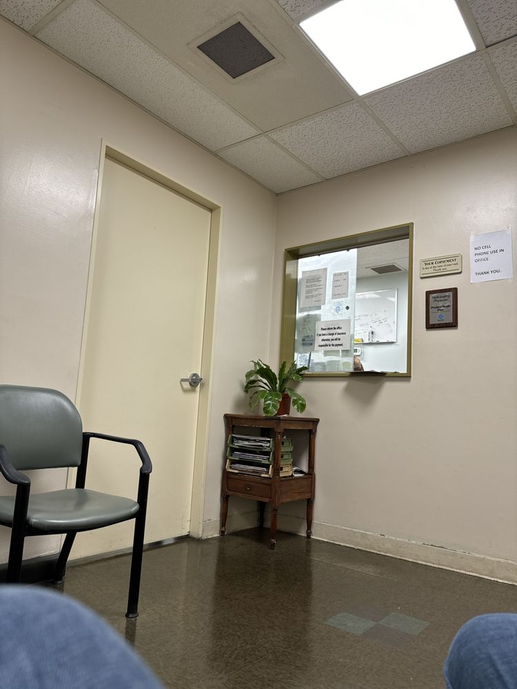 SHETH DEEPAK MD - Updated December 2025 - 10 Reviews - 360 E 7th St ...