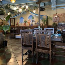 ZOOROONA - Updated December 2025 - 198 Photos & 204 Reviews - 1710 W ...