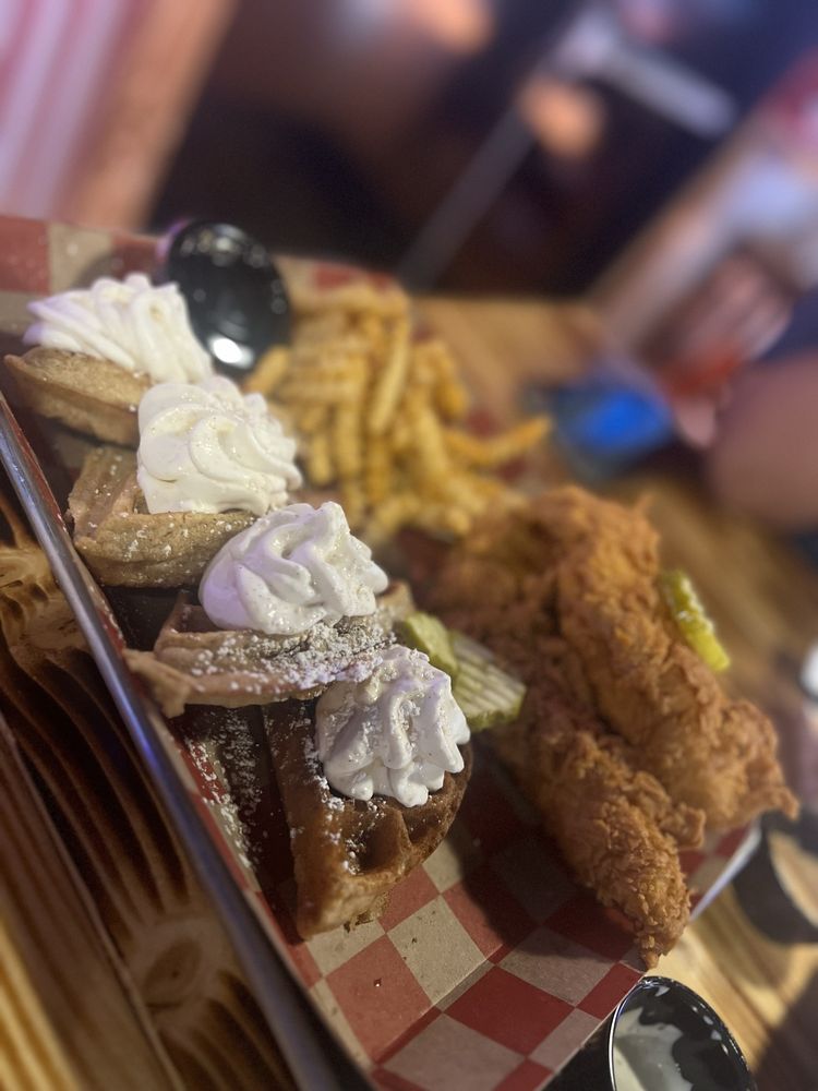 PERFECT TENDER HOT CHICKEN - Updated December 2025 - 198 Photos & 118 ...