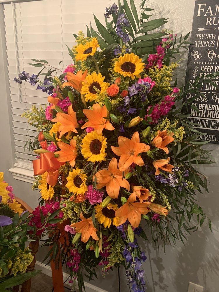 DARRELL WHITSEL FLORIST & GREENHOUSE - Updated December 2025 - 36 ...