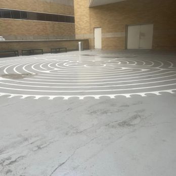IU HEALTH METHODIST HOSPITAL LABYRINTH - 1701 N Senate Ave ...
