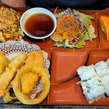 GO FISH SUSHI BAR - Updated November 2024 - 273 Photos & 404 Reviews ...