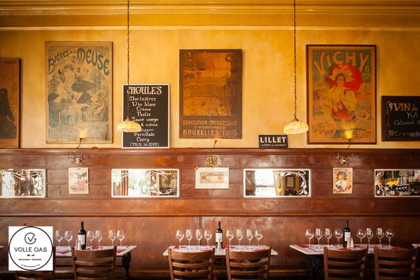 VOLLE GAS - 53 Photos & 30 Reviews - Place Fernand Cocq 21, Ixelles ...