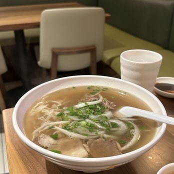 PHOHOLIC - Updated May 2025 - 676 Photos & 431 Reviews - 3333 Bristol ...