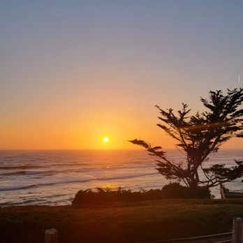 MOSS BEACH DISTILLERY - Updated July 2024 - 1784 Photos & 1748 Reviews ...