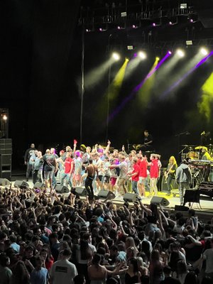 HARTFORD HEALTHCARE AMPHITHEATER - Updated July 2024 - 29 Photos & 26 ...