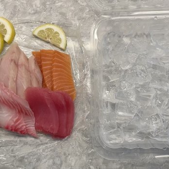 YI SUSHI - Updated August 2025 - 70 Photos & 61 Reviews - 910 NE Tenney ...