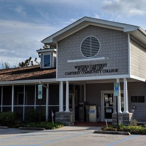SNEADS FERRY BRANCH LIBRARY - Updated October 2025 - 10 Photos - 1330 ...
