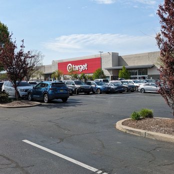 TARGET - Updated December 2025 - 200 Photos & 303 Reviews - 100 14th St ...