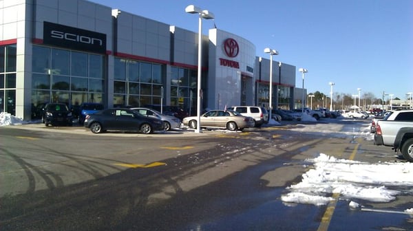 LOYALTY TOYOTA RICHMOND - 24 Photos & 94 Reviews - 2000 Walthall Ctr Dr ...