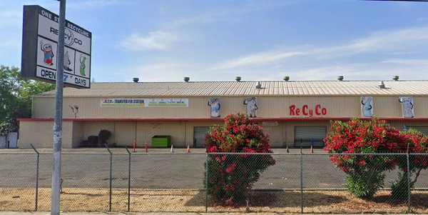 RECYCO - Updated December 2025 - 27 Photos & 41 Reviews - 4585 E Olive ...