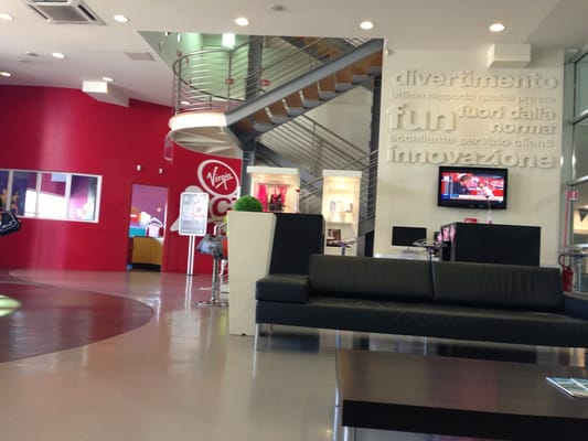VIRGIN ACTIVE - Via Paolo Mantovani 153R, Genova, Italy - Gyms - Phone ...