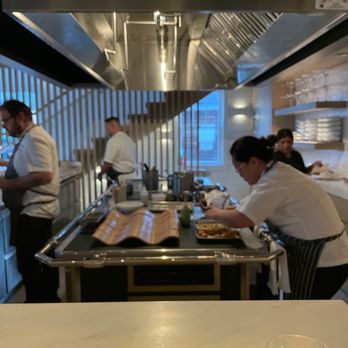 FOUR - CHEF’S COUNTER IN OYSTER BAY - Updated September 2025 - 330 ...