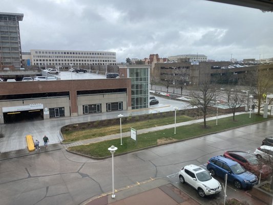 KAISER PERMANENTE SKYLINE MEDICAL OFFICES - Updated December 2025 - 37 ...