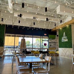 TIKKA SHACK INDIAN GRUB - Updated September 2025 - 142 Photos & 38 ...