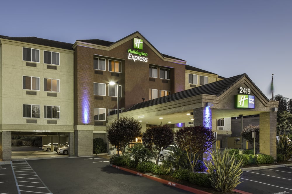 HOLIDAY INN EXPRESS CASTRO VALLEY - 34 Photos & 63 Reviews - 2419 ...