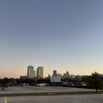 COYOTE DRIVE-IN - Updated July 2025 - 394 Photos & 349 Reviews - 223 NE ...