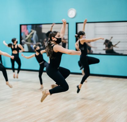 THE STUDANCE LAB - Updated October 2024 - 37 Photos & 16 Reviews - 1050 ...