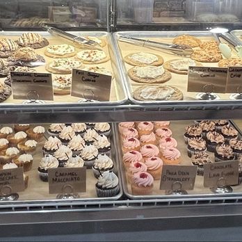 THE SWEET SHOPPE - Updated October 2025 - 166 Photos & 139 Reviews ...