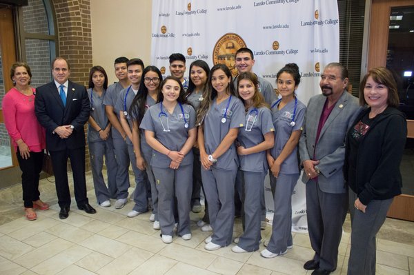 LAREDO COLLEGE - Updated May 2026 - 22 Photos - W End Washington St ...