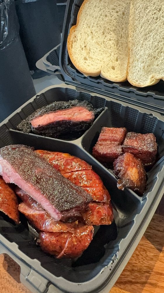 Photo of Back Home BBQ | Roadtrippers