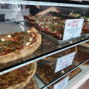 SLICE HOUSE BY TONY GEMIGNANI - Updated May 2024 - 180 Photos & 122 ...