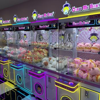 CLAW ME BABY GAMES - Updated January 2026 - 17 Photos - 5580 Yonge ...