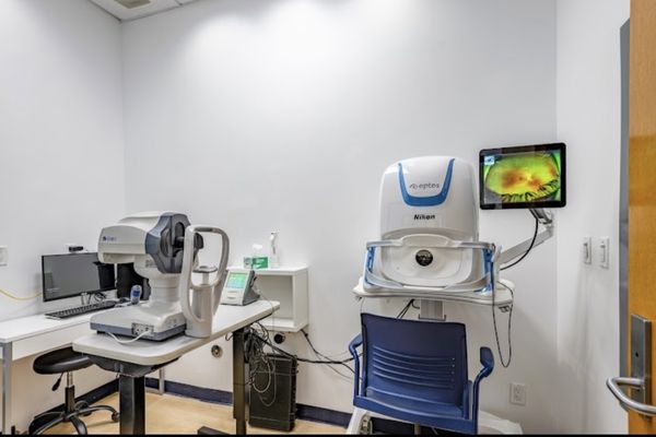 VISION UNLIMITED - Updated December 2025 - 24 Reviews - 11200 Sw 8th ...