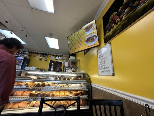 CINTHIA’S BAKERY - Updated December 2025 - 59 Photos & 34 Reviews ...